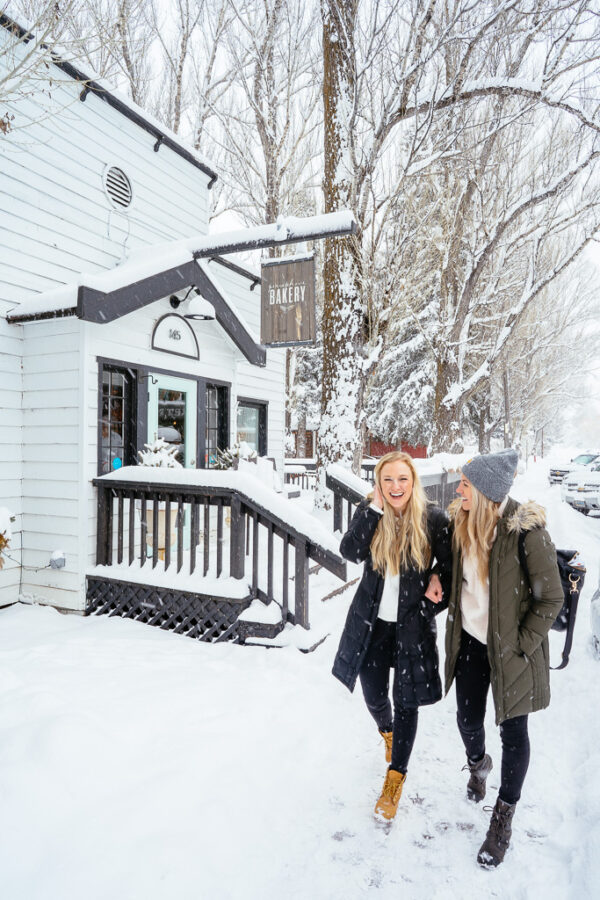 The Ultimate Jackson Hole Travel Guide - Ruth Nuss